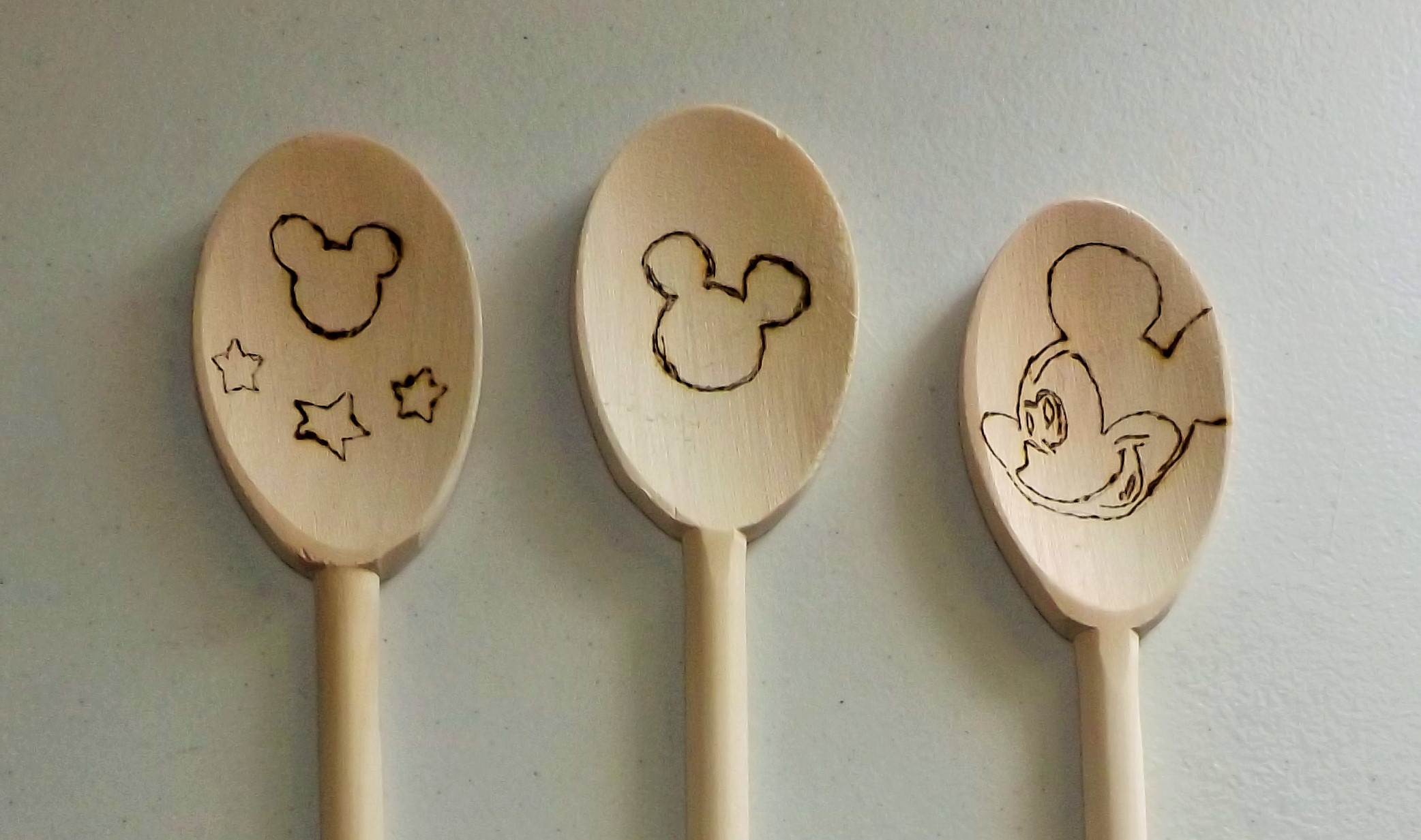 Wood Burned Mickey Mouse Spoons – Wonderful Creations