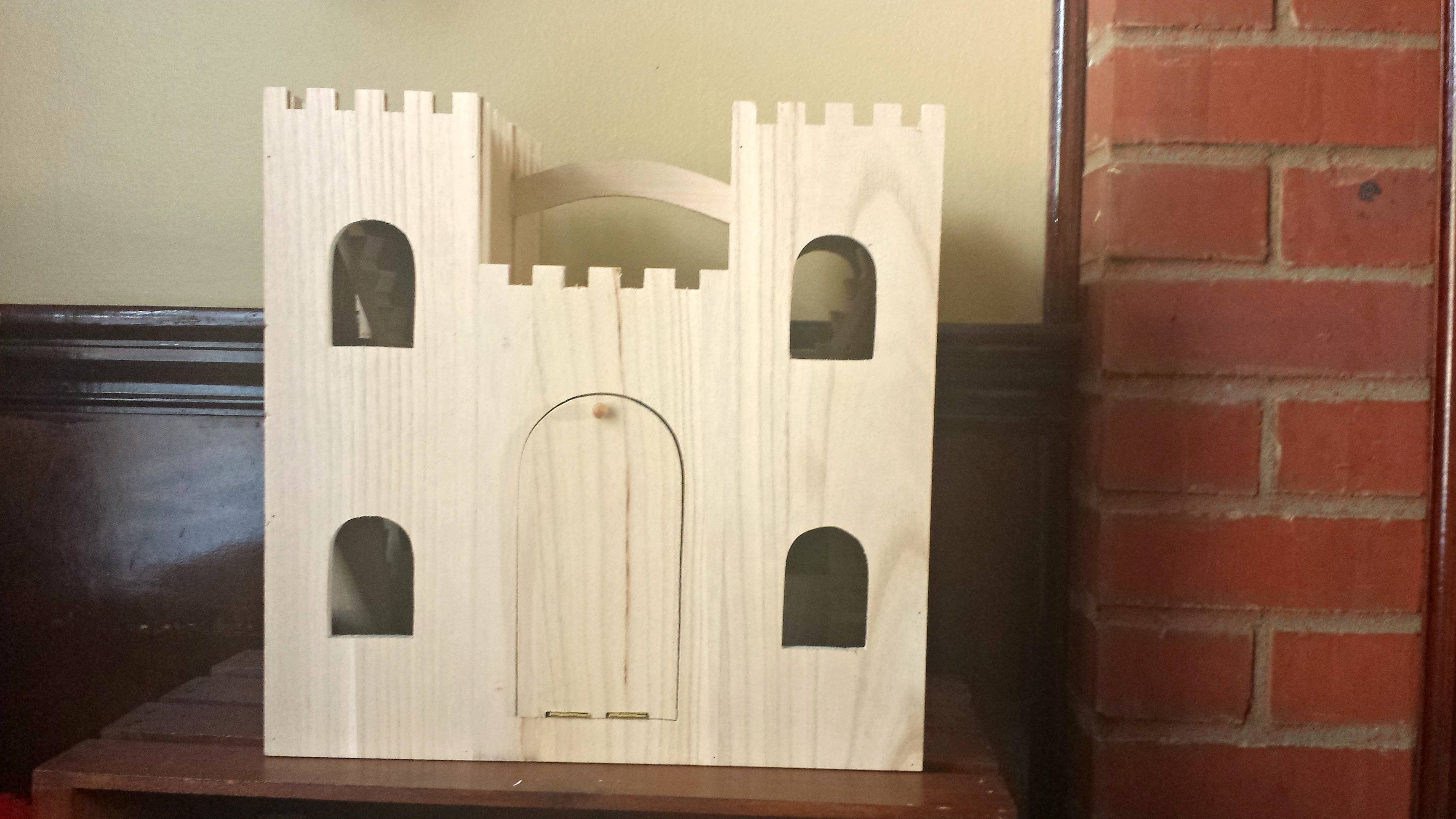 Shabby Chic Wooden Castle – Wonderful Creations