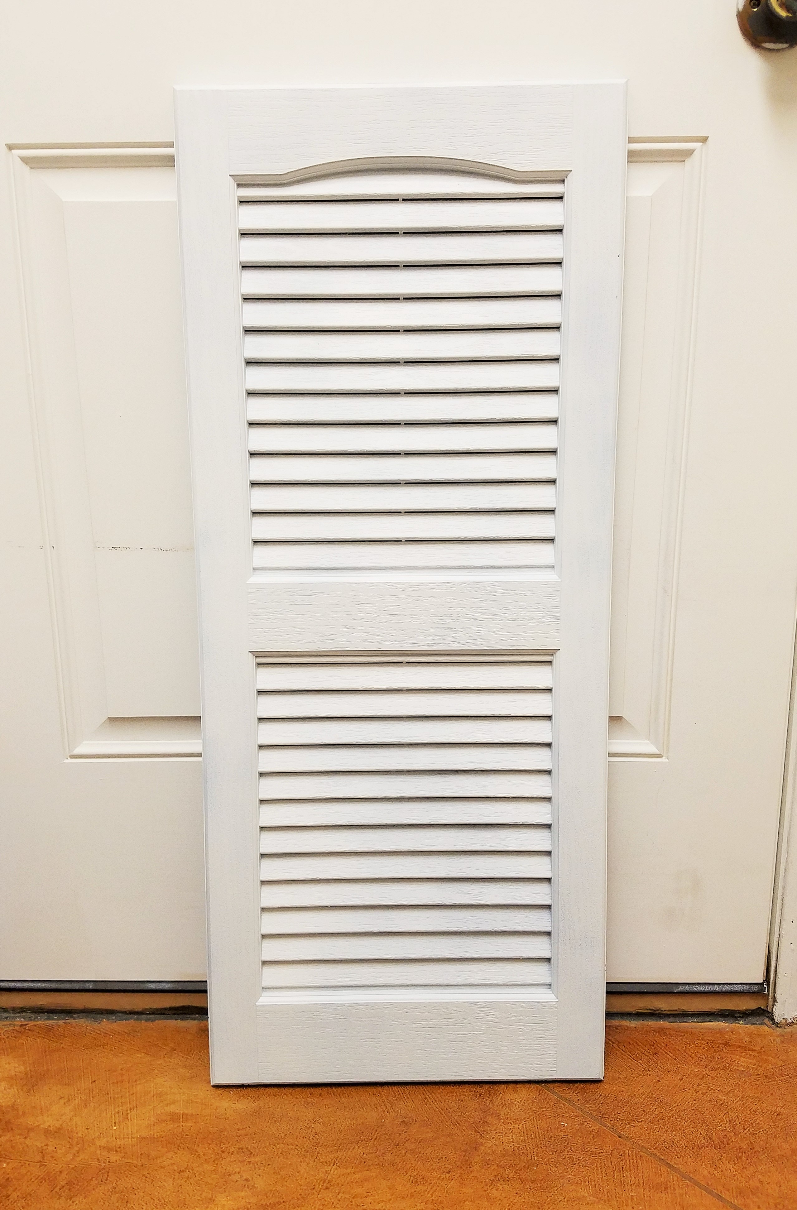 Repurposed Shutters + Wood Crate and Flowers – Wonderful Creations