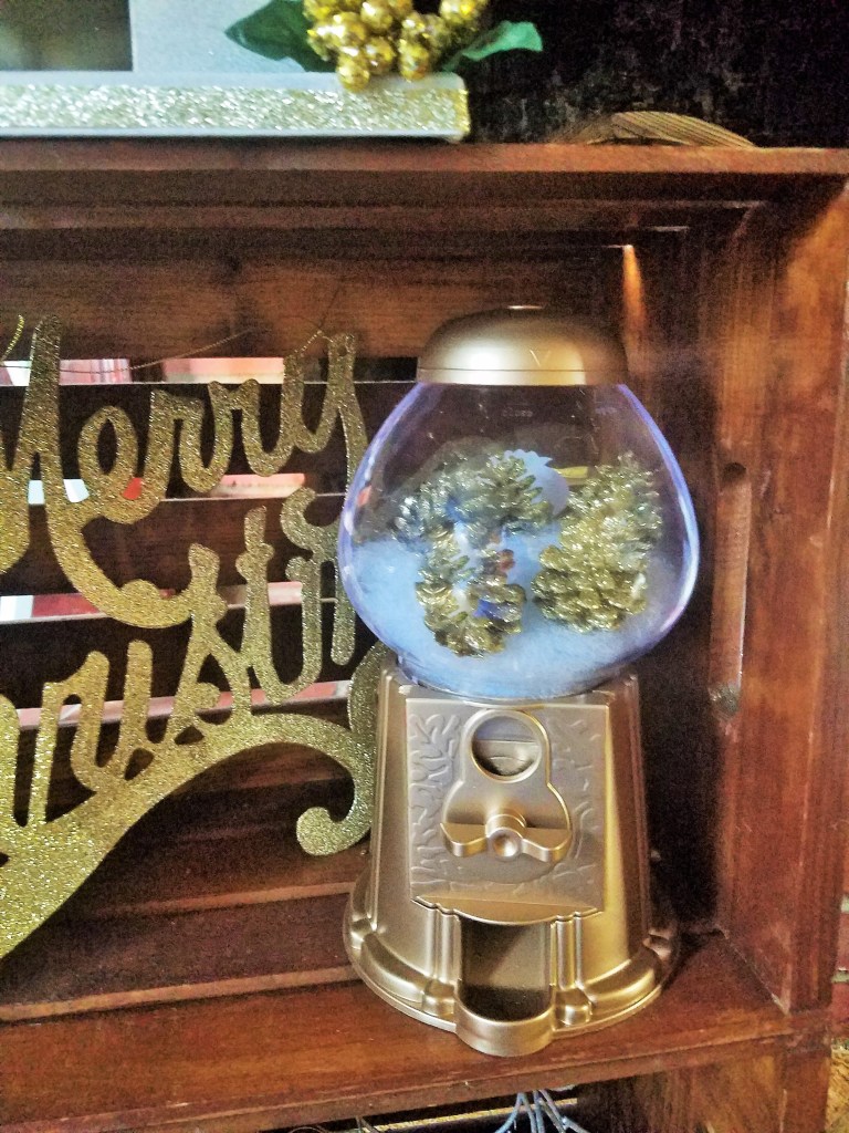Turn a Gumball Machine into Christmas Decor – Wonderful Creations