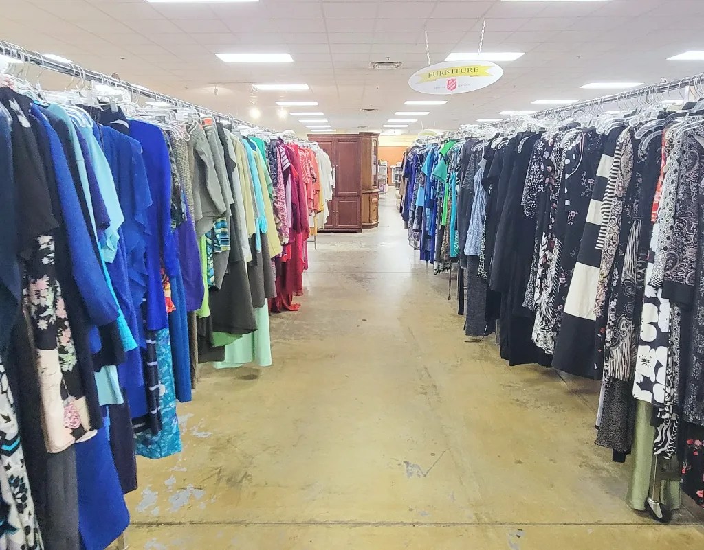 Hidden Treasures: The Best Finds at Thrift and Consignment Stores ...