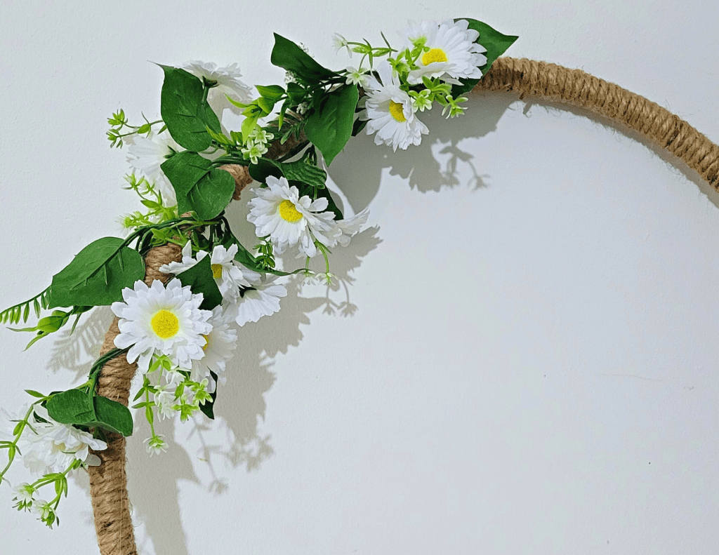 How to Make a Hula Hoop Centerpiece – Wonderful Creations
